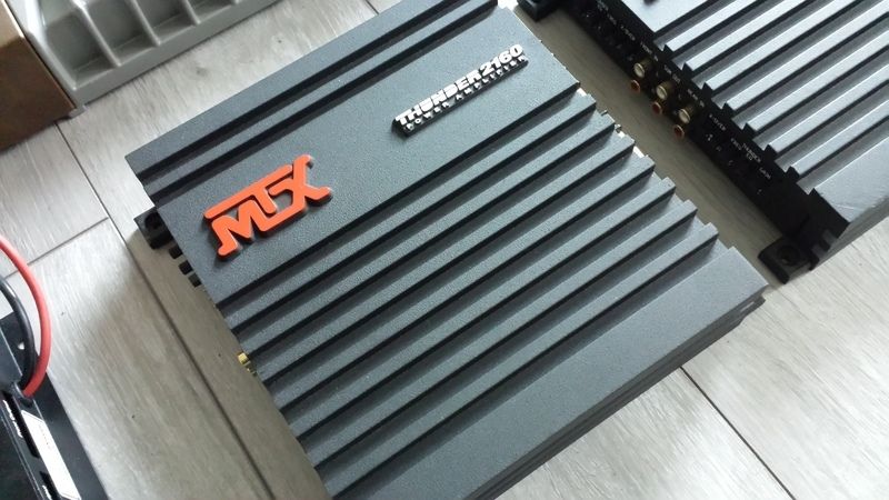 MTX Thunder - Retro Car Audio